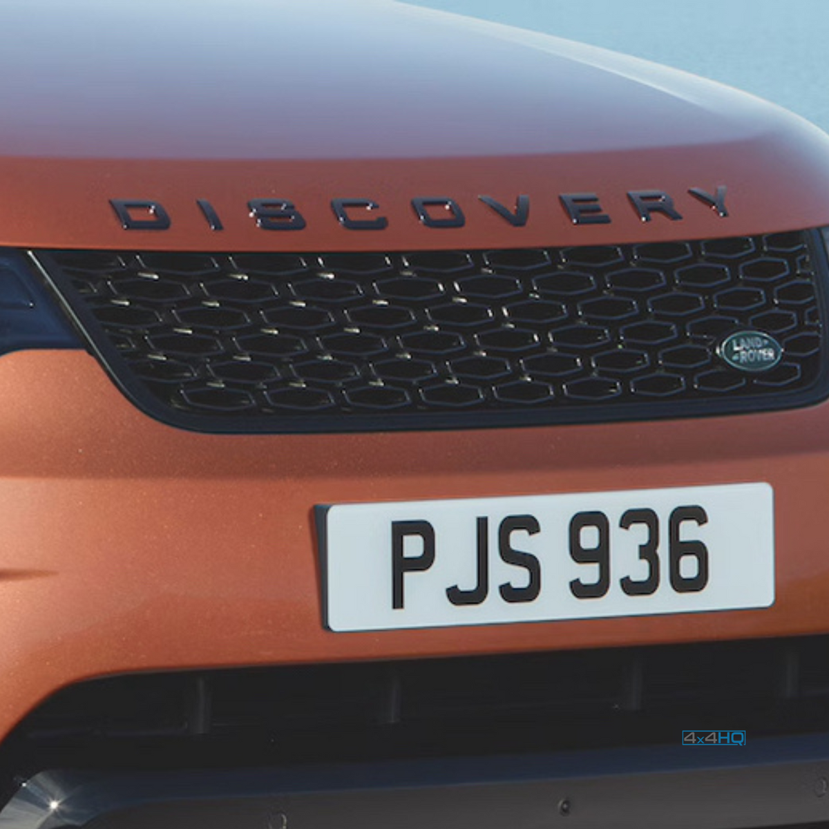 Genuine Discovery 5 2017-On Bonnet Lettering - Gloss Black (L462) — 4x4HQ